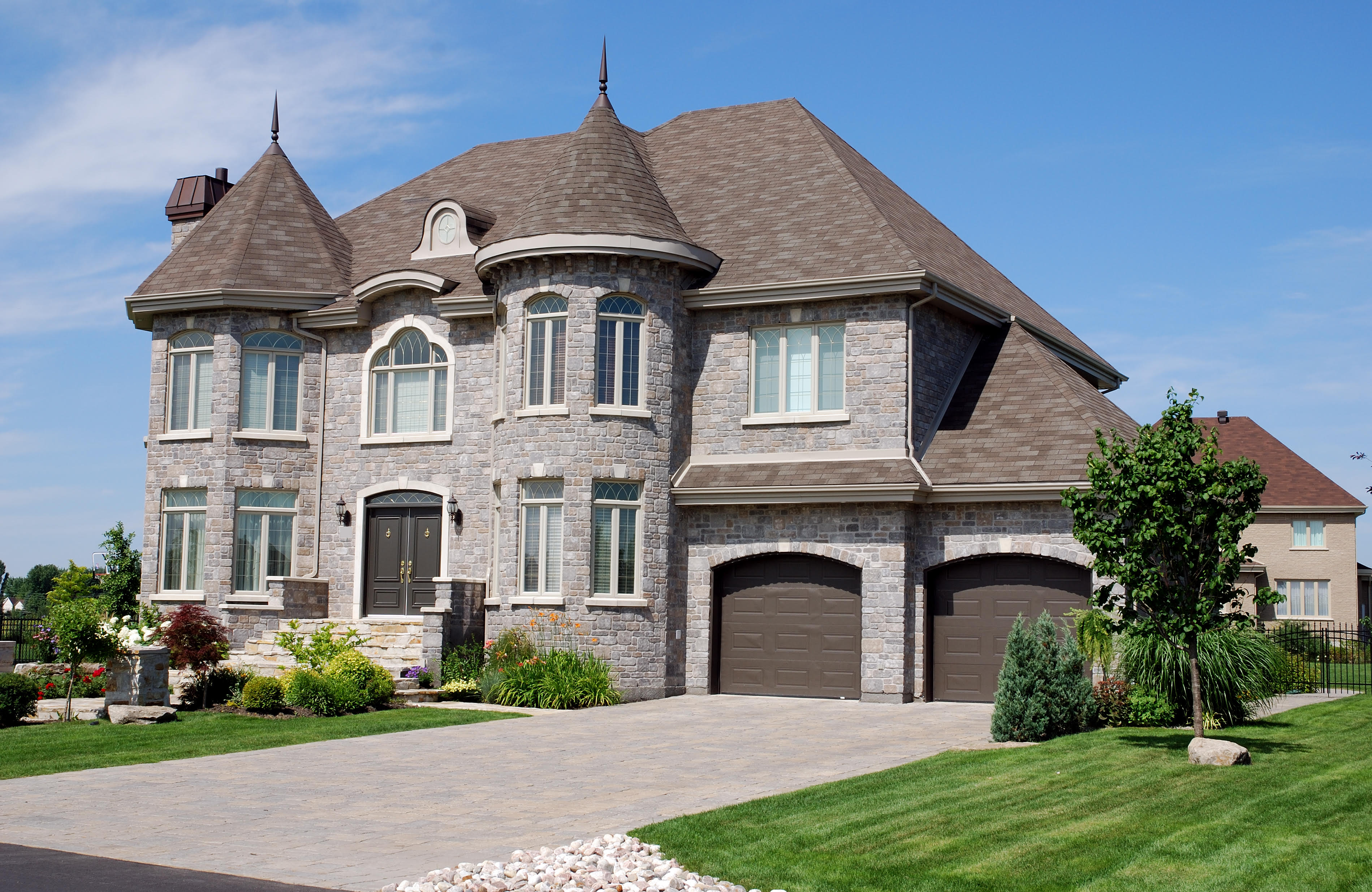 Expert Tips For Shingling A Cone-Shaped Roof - Roofing