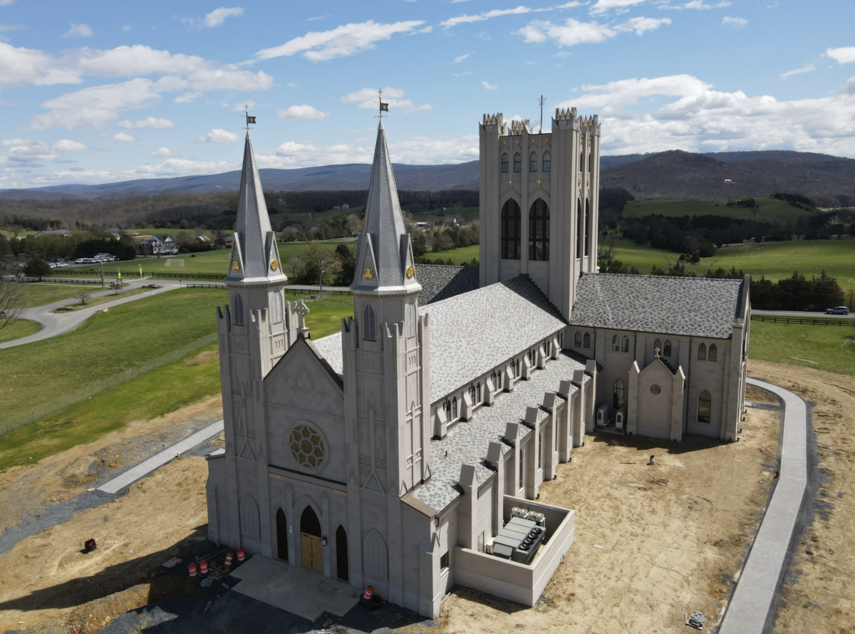 Christendom College’s New Christ the King Chapel Chapel Features ...