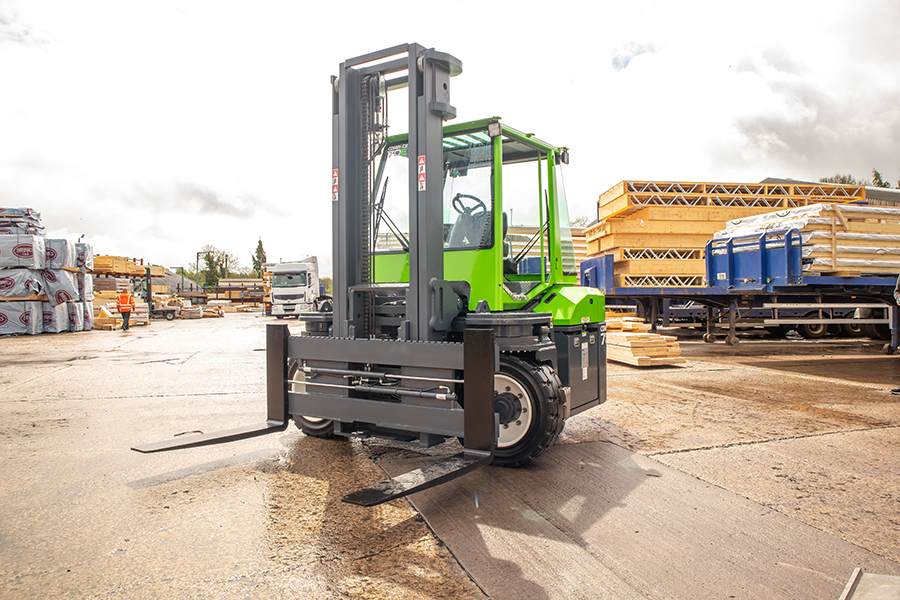 Electric Multi-Directional Forklift - Roofing